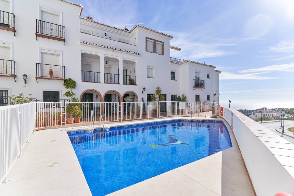 80 M² Apartamento ∙ 2 Habitaciones ∙ 4 Huéspedes - Frigiliana