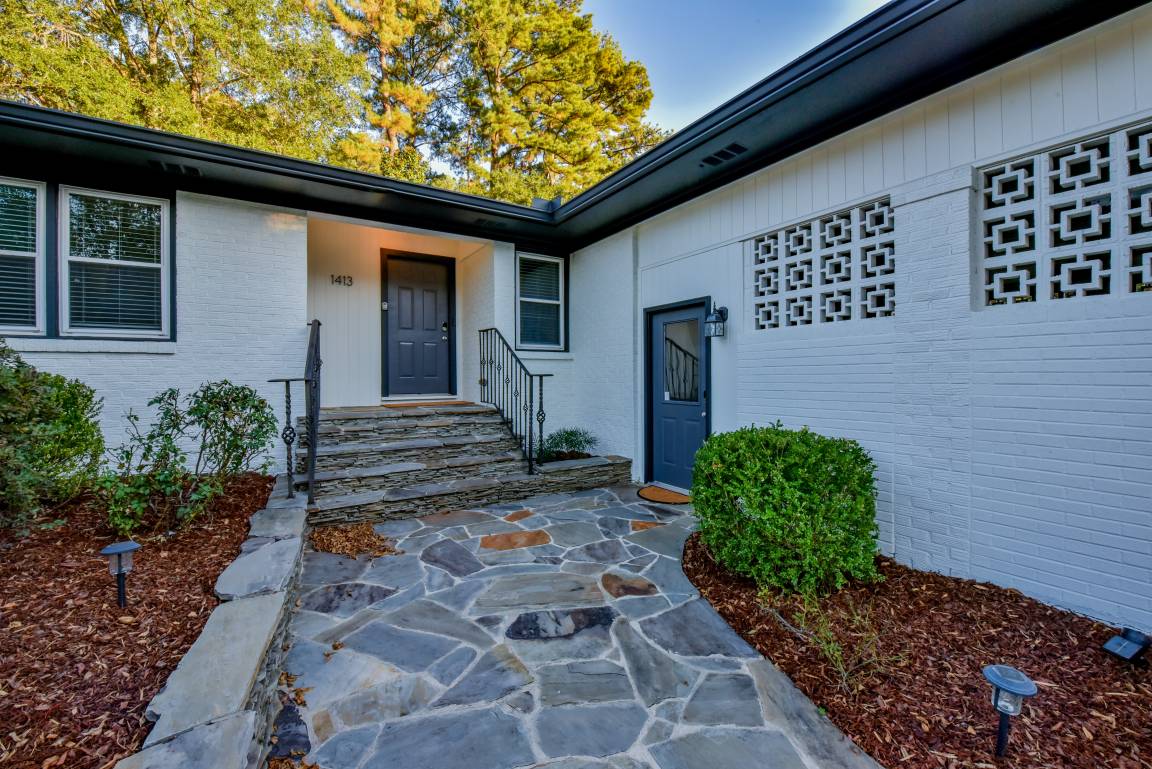 House ∙ 2 Bedrooms ∙ 10 Guests - Tuscaloosa, AL