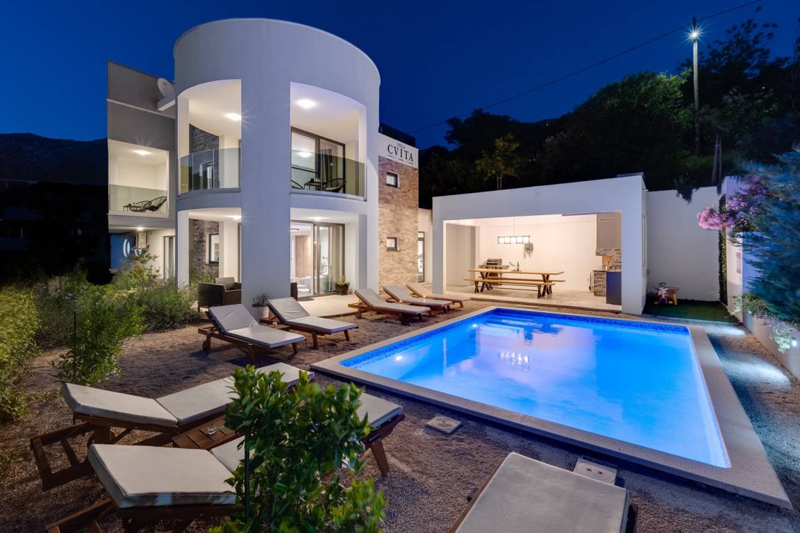 395 平方米 別墅 ∙ 5客房 ∙ 12客人 - 斯普利特