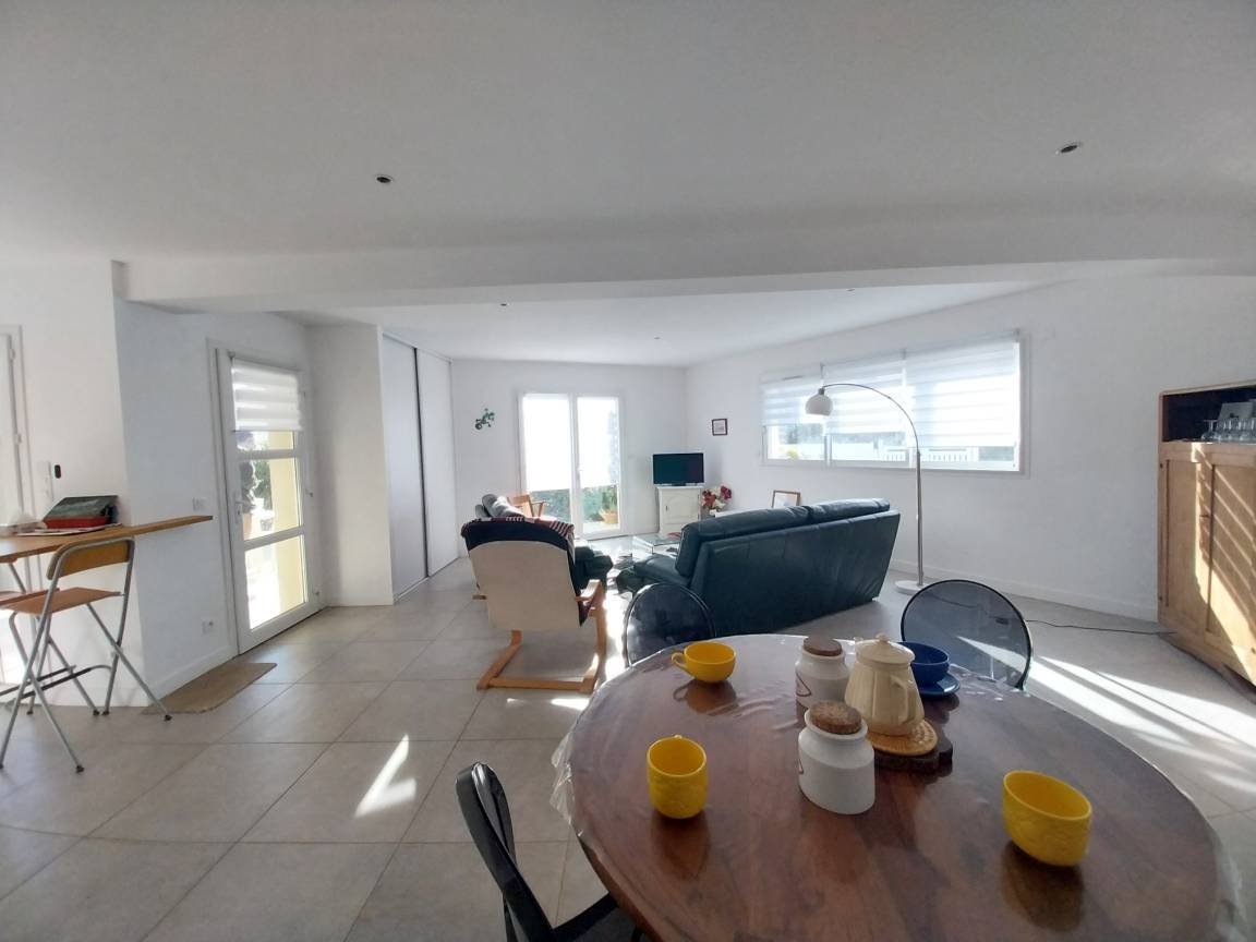 85 M² Ferienwohnung ∙ 3 Schlafzimmer ∙ 6 Gäste - Narbonne