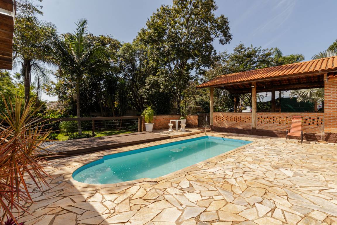 370 M² Chalé ∙ 2 Quartos ∙ 12 Hóspedes - Botucatu