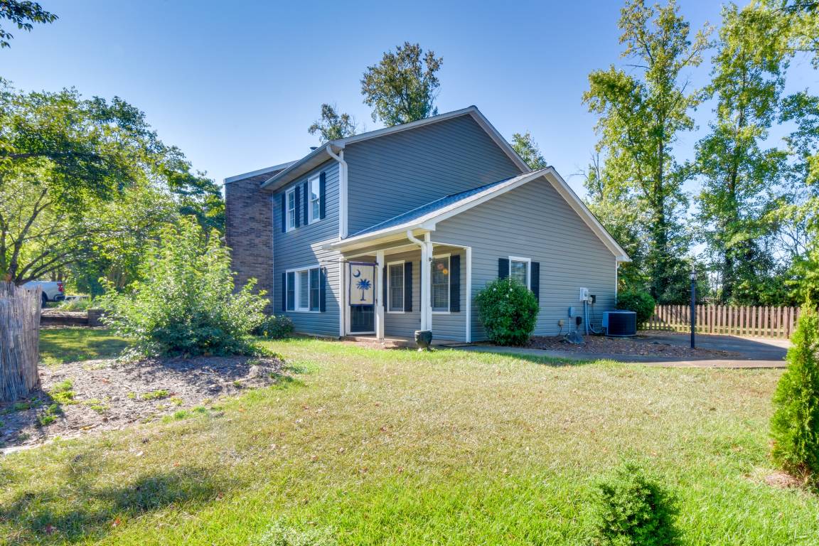 149 M² Apartamento ∙ 3 Habitaciones ∙ 6 Huéspedes - Clemson, SC