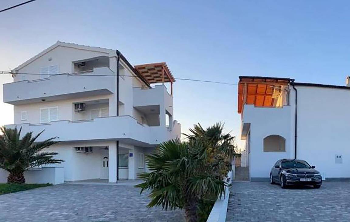 75 M² Appartement ∙ 2 Chambres ∙ 6 Personnes - Nin