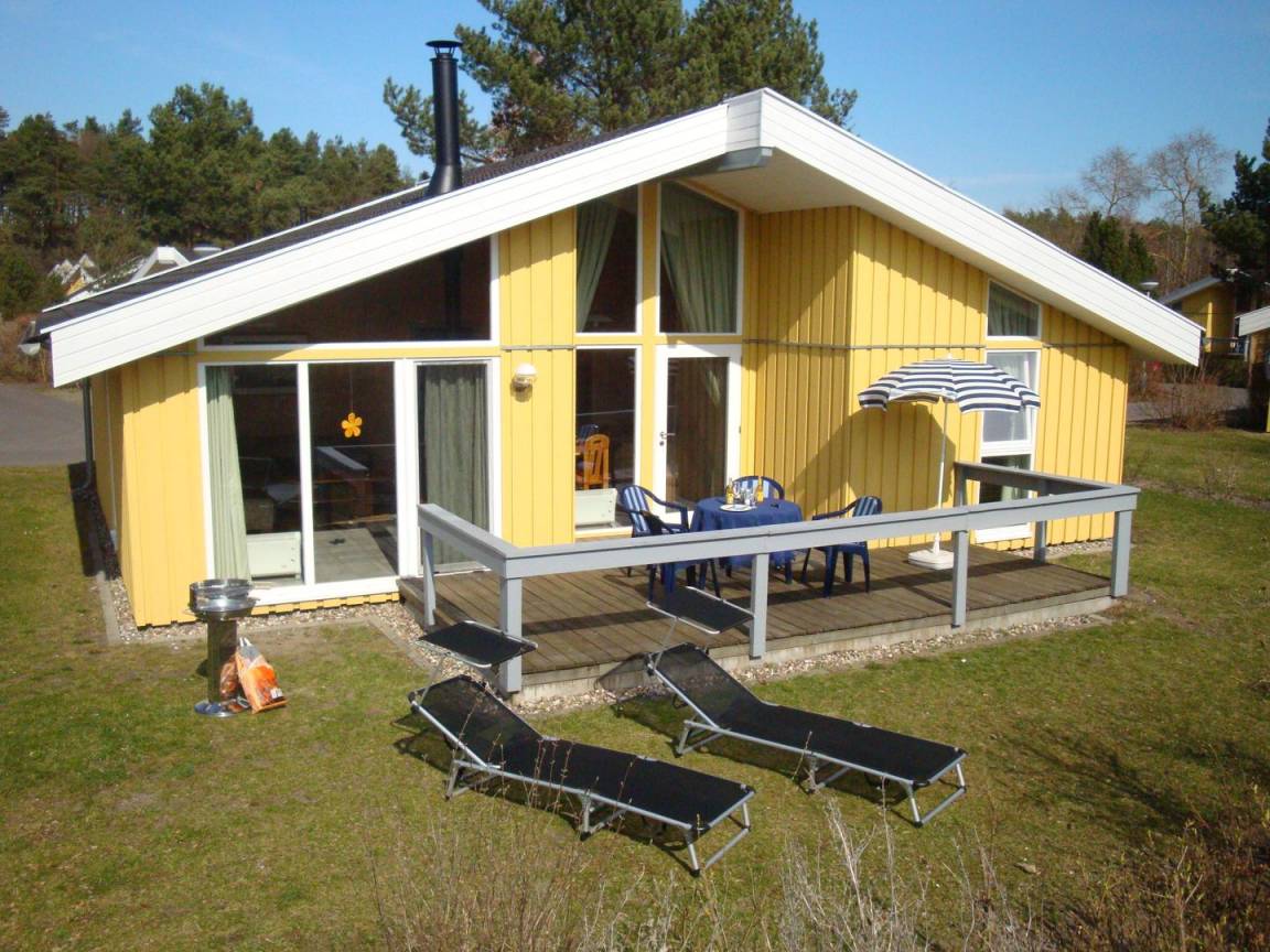 77 M² Ferienhaus ∙ 2 Schlafzimmer ∙ 4 Gäste - Kratzeburg