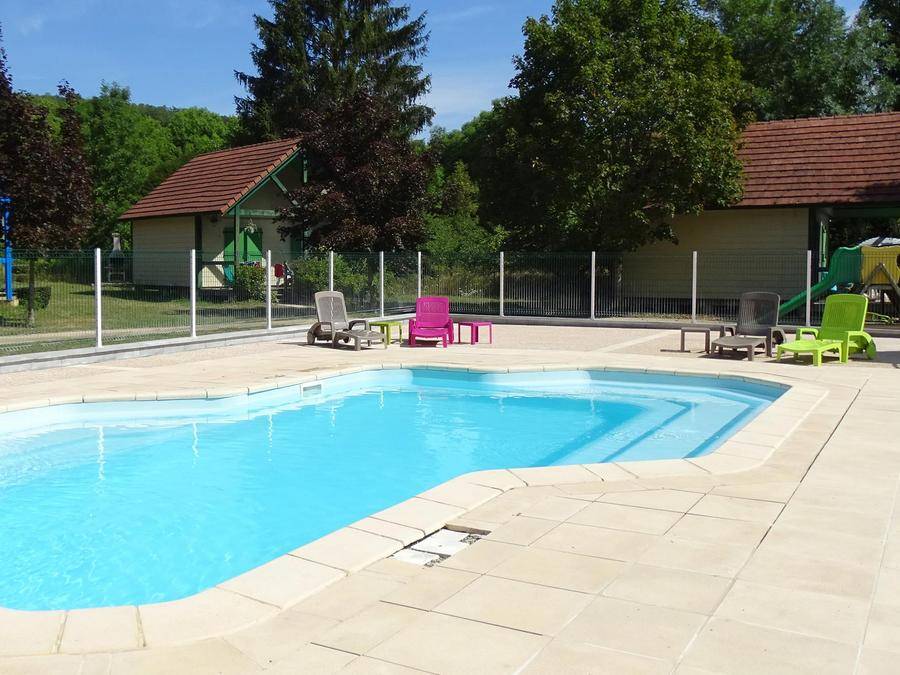 50 M² Chalet ∙ 2 Chambres ∙ 4 Personnes - Yonne