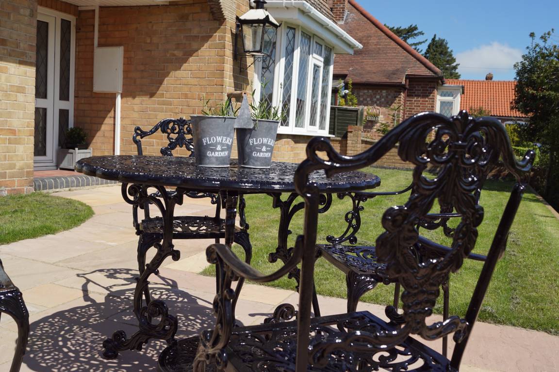 100 M² House ∙ 2 Bedrooms ∙ 6 Guests - Melton Mowbray
