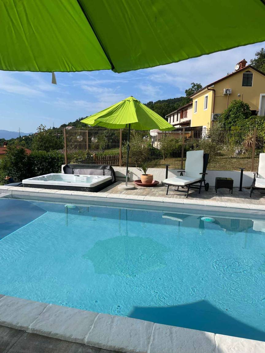 95 M² Ferienhaus ∙ 2 Schlafzimmer ∙ 4 Gäste - Opatija