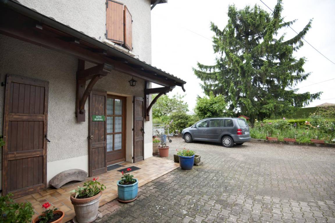 70 M² Gîte ∙ 1 Chambre ∙ 4 Personnes - Beynost