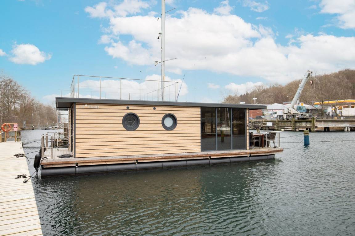 38 M² Apartment ∙ 2 Bedrooms ∙ 4 Guests - Flensburg