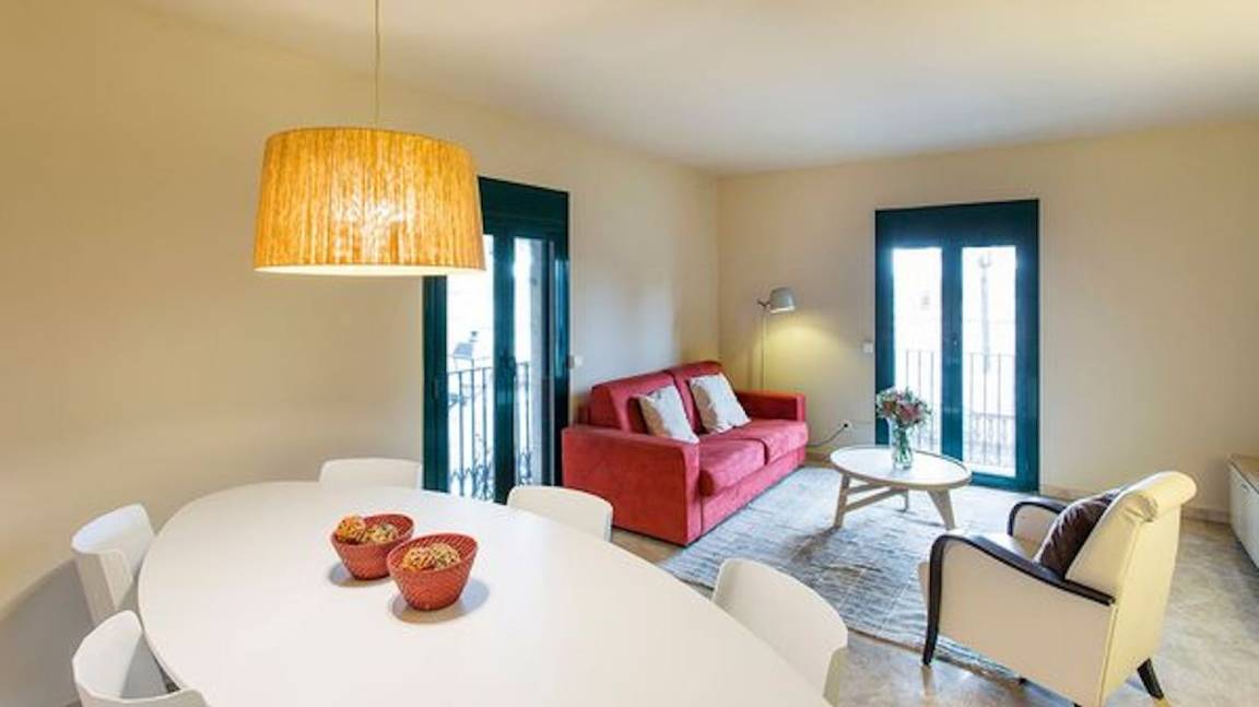 80 M² Appartement ∙ 3 Chambres ∙ 4 Personnes - Badalona