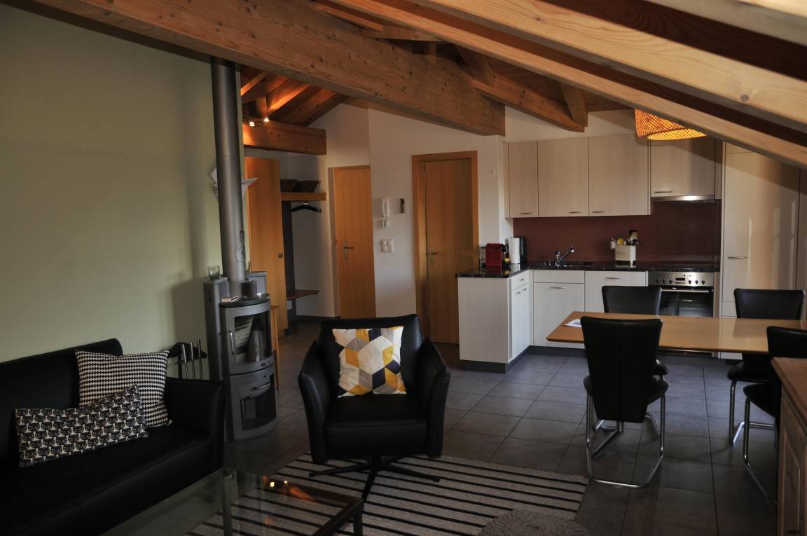 75 M² Apartment ∙ 2 Bedrooms ∙ 5 Guests - Frutigen