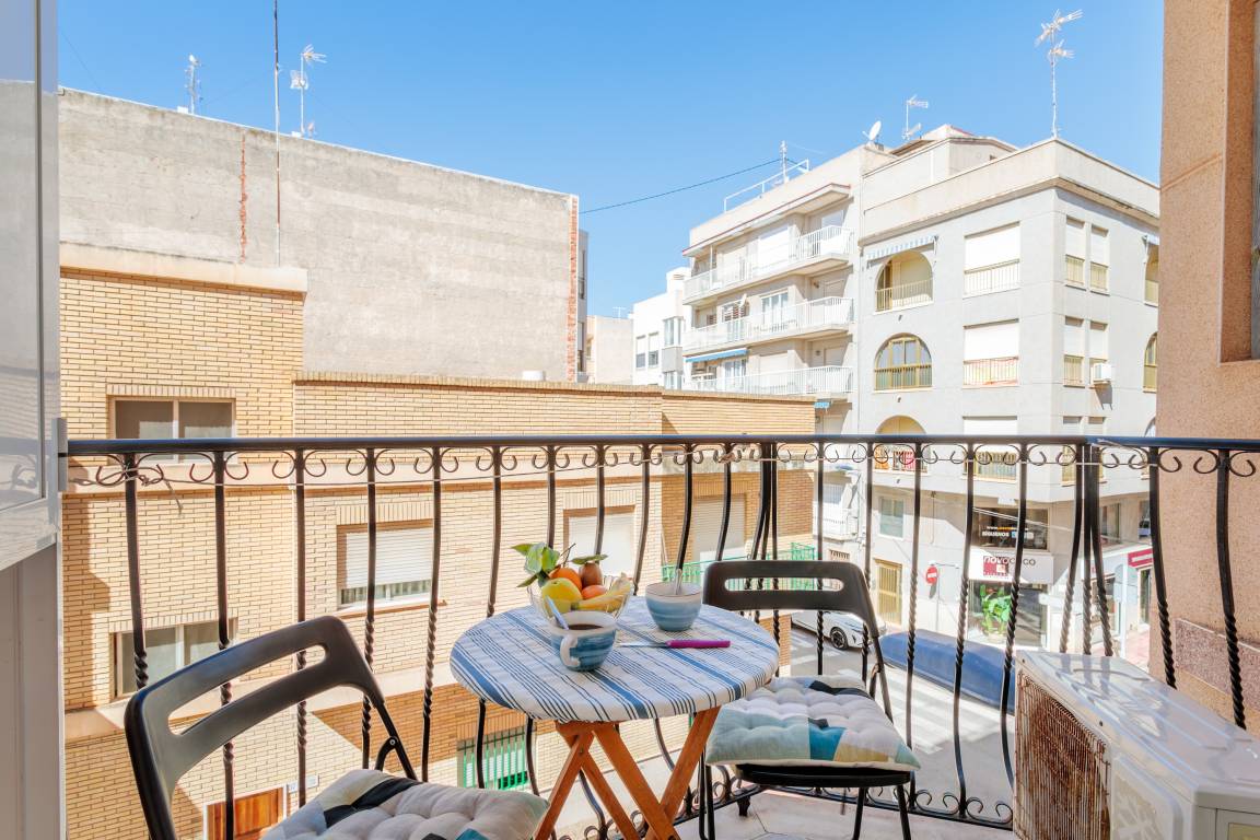 60 M² Apartment ∙ 2 Bedrooms ∙ 4 Guests - Santa Pola