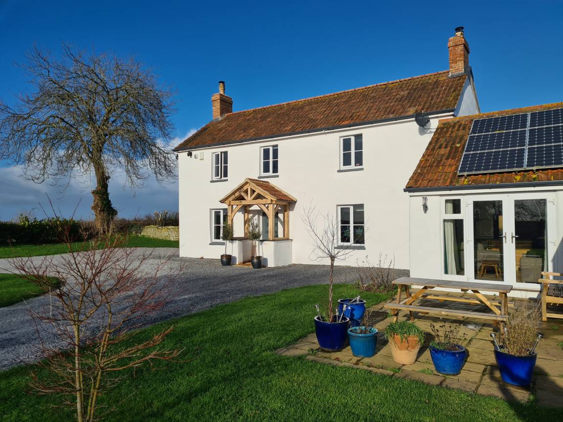 Cottage ∙ 5 Bedrooms ∙ 10 Guests - Bridgwater