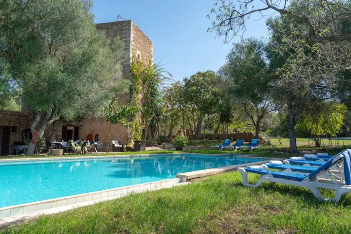 280 M² Ferienhaus ∙ 5 Schlafzimmer ∙ 10 Gäste - Capdepera