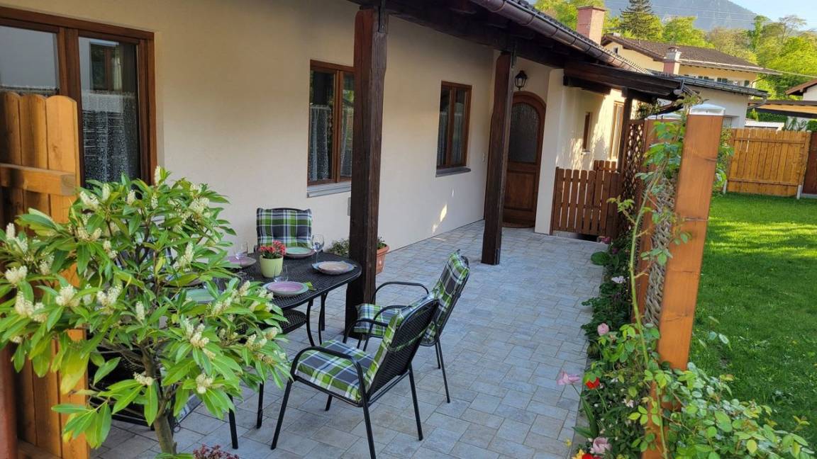 90 M² Ferienhaus ∙ 2 Schlafzimmer ∙ 4 Gäste - Bischofswiesen