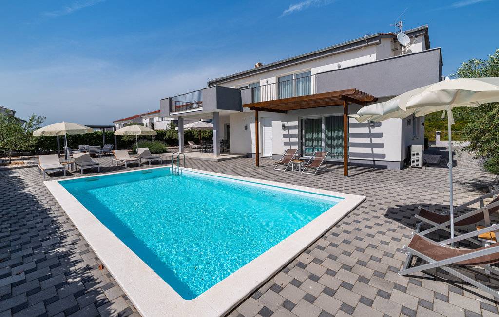 190 M² Villa ∙ 4 Schlafzimmer ∙ 8 Gäste - Bibinje