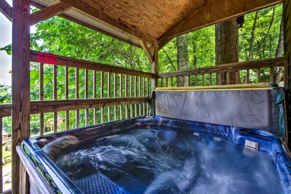 Camping ∙ 1 Bedroom ∙ 6 Guests - North Carolina