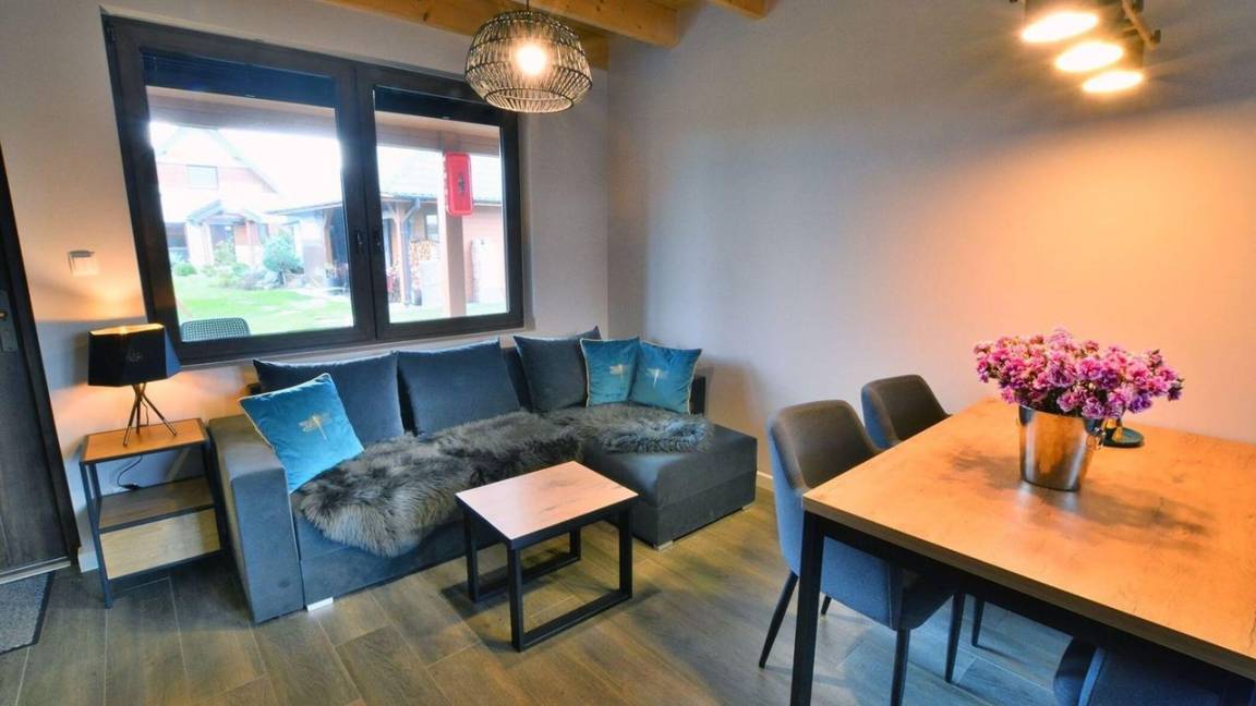 55 M² Ferienhaus ∙ 2 Schlafzimmer ∙ 4 Gäste - Sarbinowo