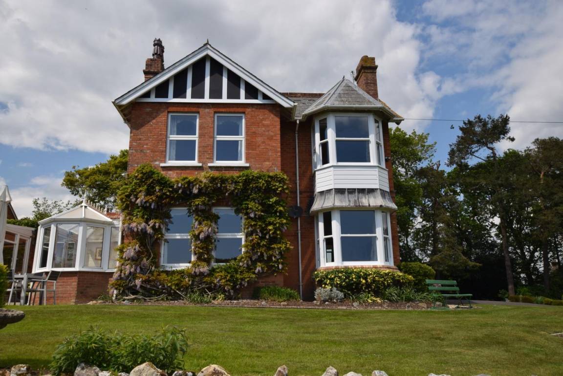 Landhaus ∙ 7 Schlafzimmer ∙ 13 Gäste - Beer