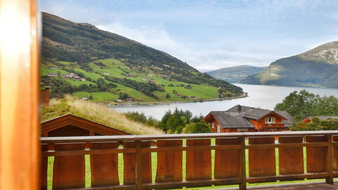 60 M² House ∙ 2 Bedrooms ∙ 4 Guests - Loen
