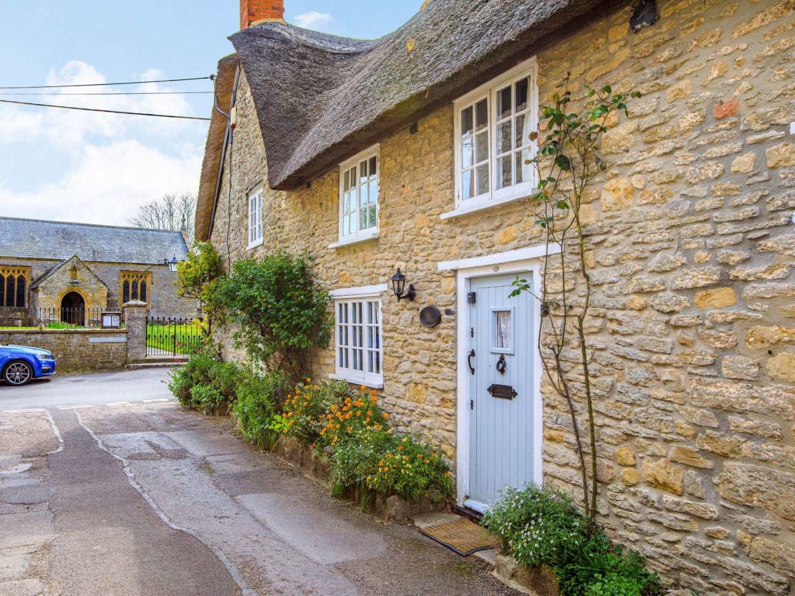 Cottage ∙ 2 Bedrooms ∙ 3 Guests - Bridport