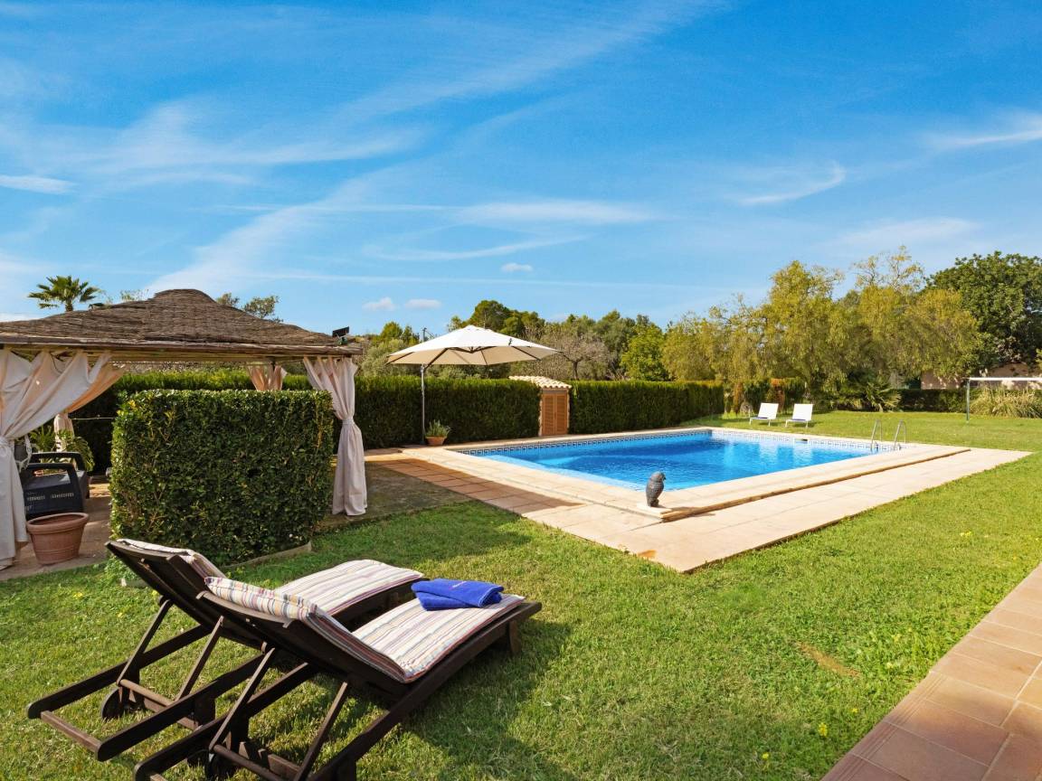 256 M² Villa ∙ 3 Bedrooms ∙ 6 Guests - Palma