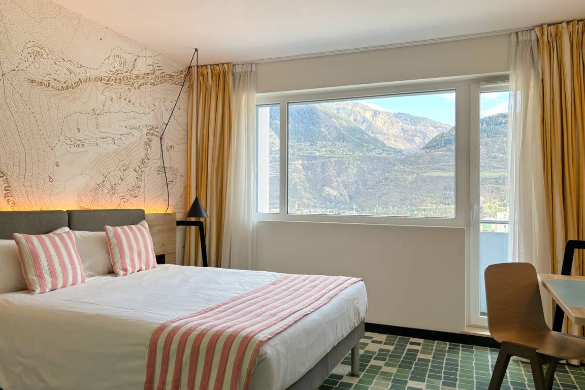 20 M² Chambre Privée ∙ 1 Chambre ∙ 2 Personnes - Sierre