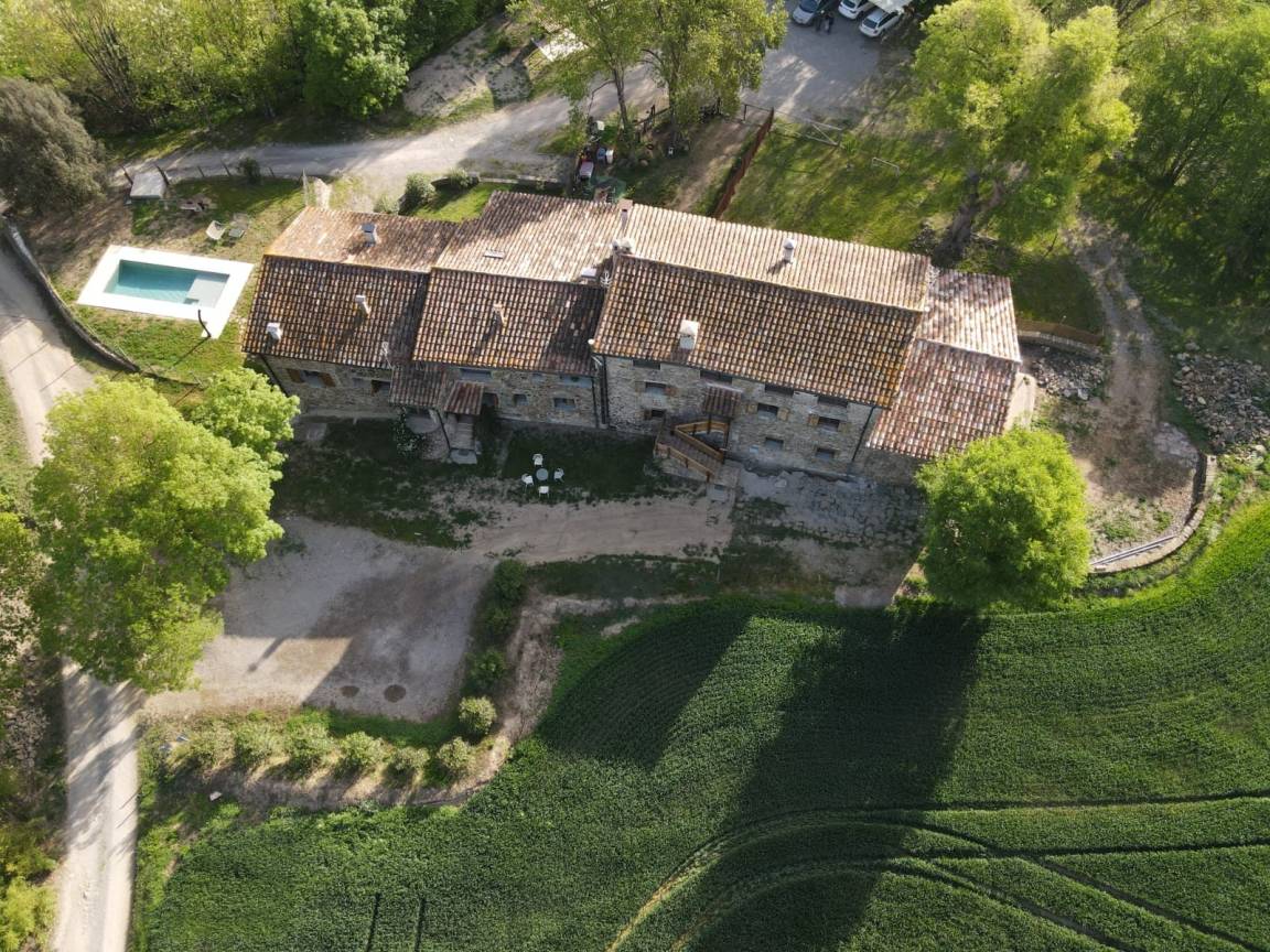 250 M² House ∙ 5 Bedrooms ∙ 11 Guests - Olot