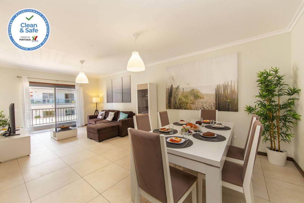 130 M² Apartamento ∙ 2 Quartos ∙ 5 Hóspedes - Lagos