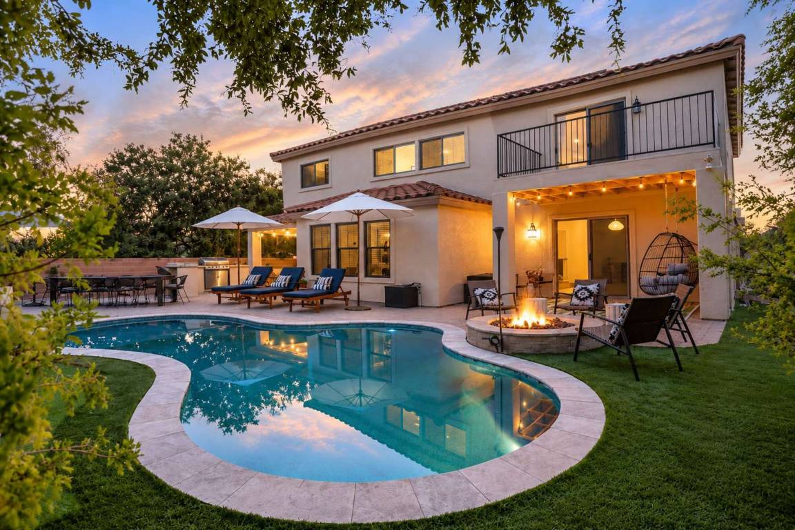 Apartment ∙ 5 Bedrooms ∙ 12 Guests - Oro Valley, AZ