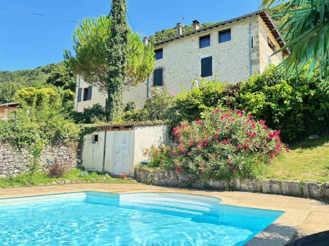 122 M² Gîte ∙ 3 Chambres ∙ 6 Personnes - Saint-Lattier