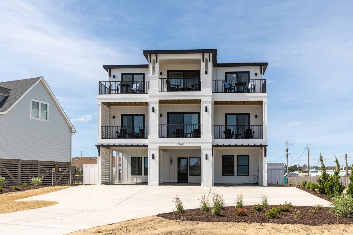 House ∙ 7 Bedrooms ∙ 14 Guests - Kitty Hawk, NC