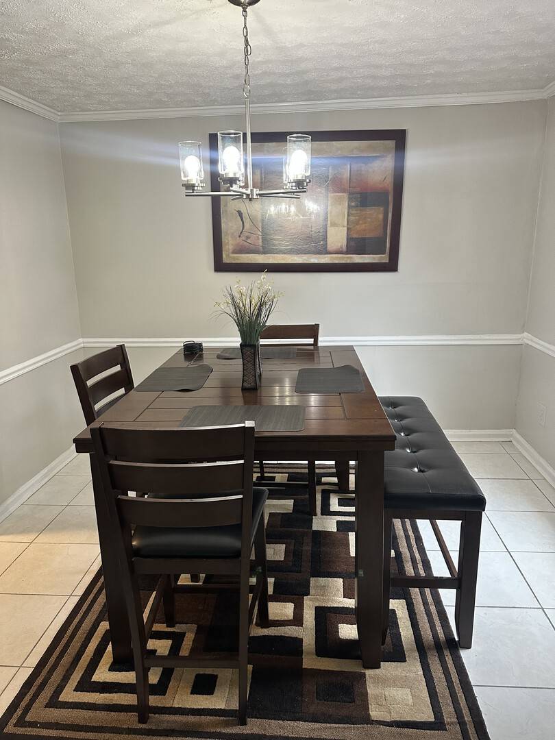 126 M² Apartment ∙ 3 Bedrooms ∙ 6 Guests - Jonesboro, GA