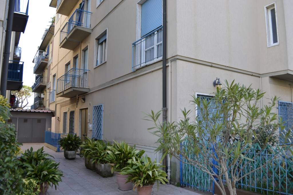 95 M² Appartement ∙ 2 Chambres ∙ 6 Personnes - Viareggio