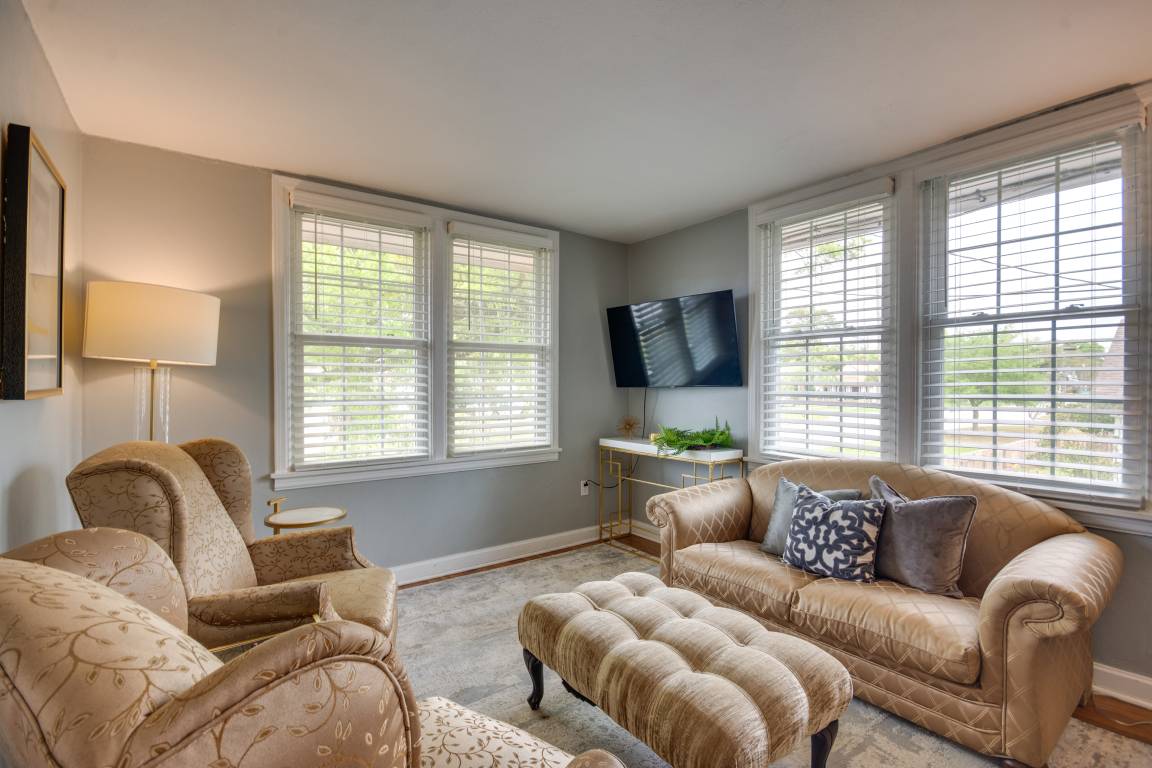 60 M² Apartment ∙ 2 Bedrooms ∙ 3 Guests - Pensacola, FL