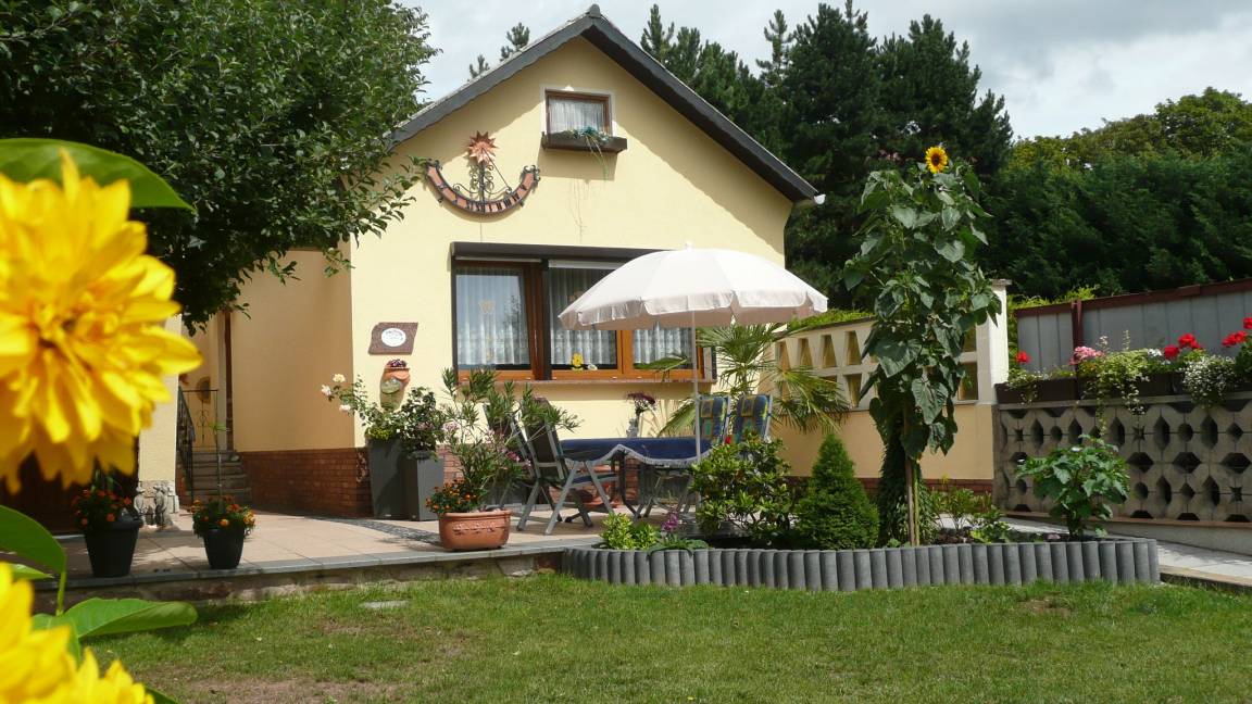 Landhaus ∙ 3 Gäste - Wallhausen