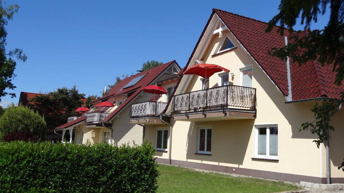 68 M² Ferienwohnung ∙ 2 Schlafzimmer ∙ 4 Gäste - Putbus