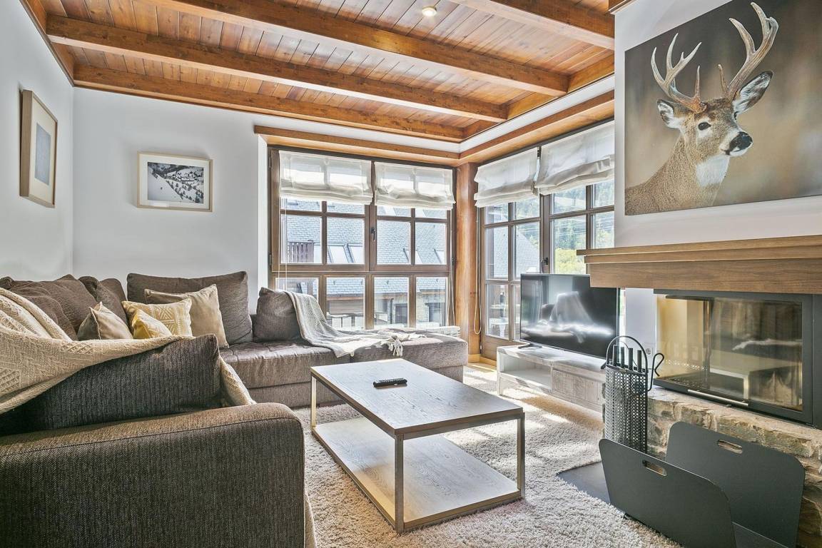 84 M² Apartamento ∙ 3 Habitaciones ∙ 8 Huéspedes - Baqueira
