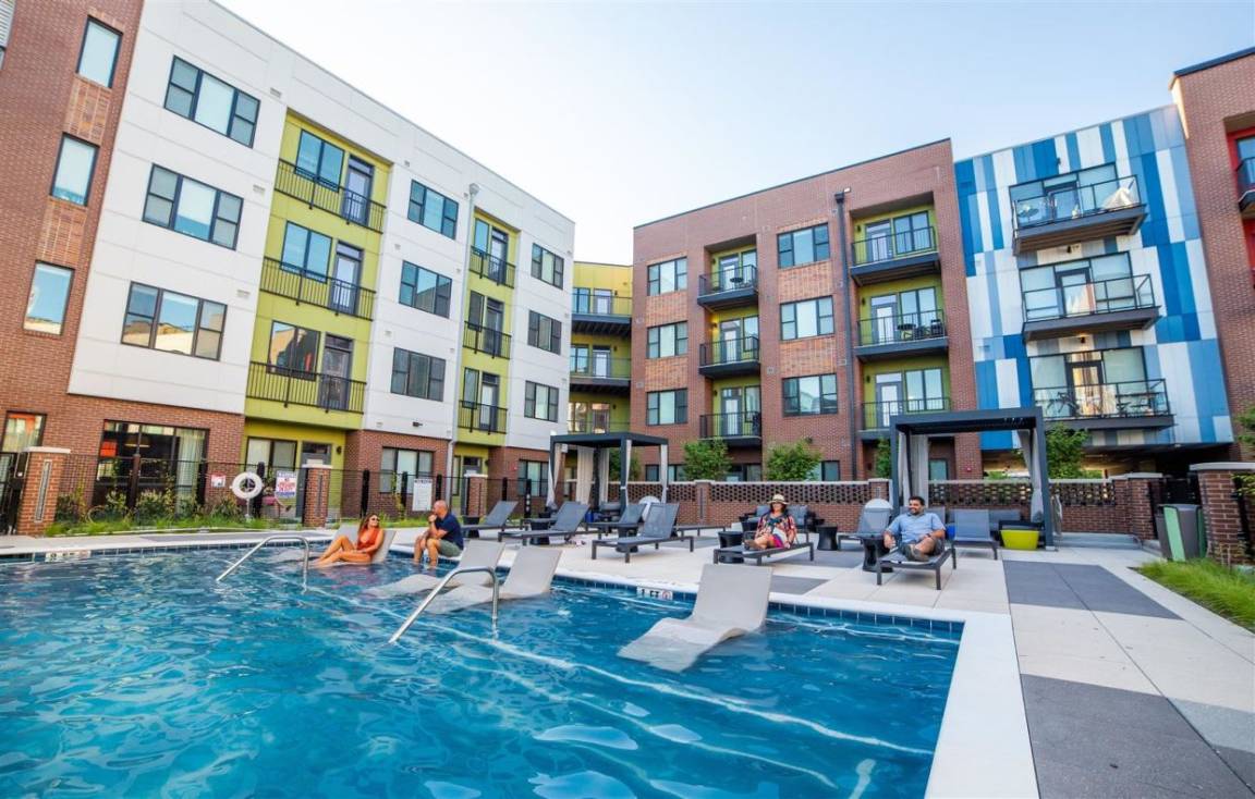 84 M² Apartment ∙ 2 Bedrooms ∙ 6 Guests - Christian Park Indianapolis