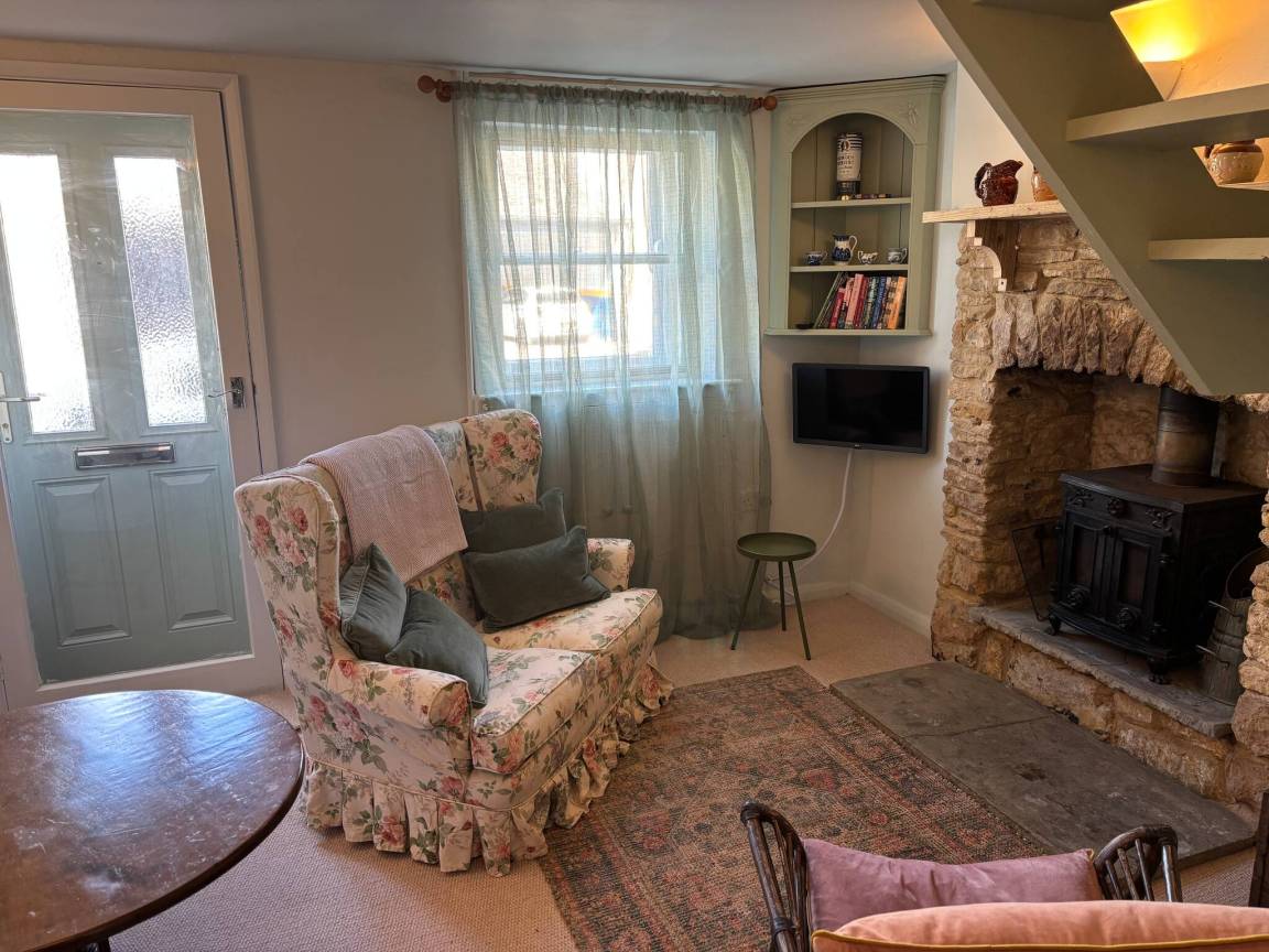 47 M² House ∙ 2 Bedrooms ∙ 3 Guests - Chipping Norton