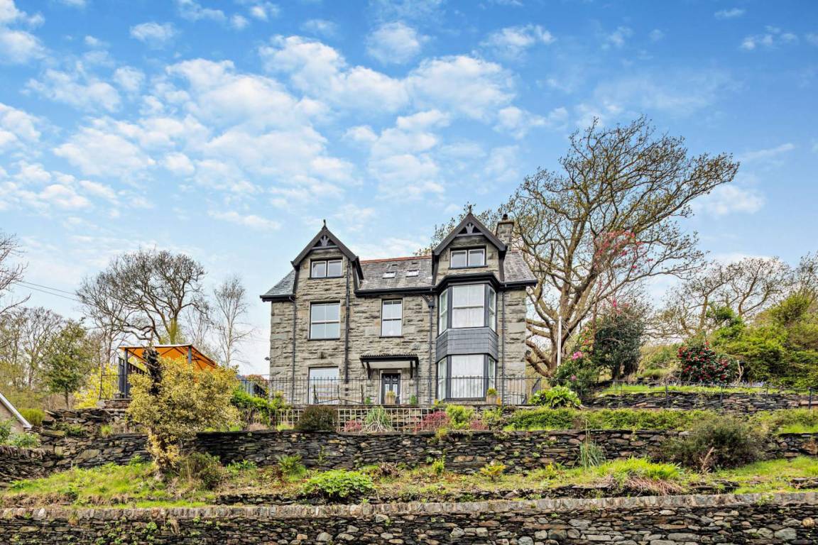 Cottage ∙ 5 Bedrooms ∙ 10 Guests - Dolgellau