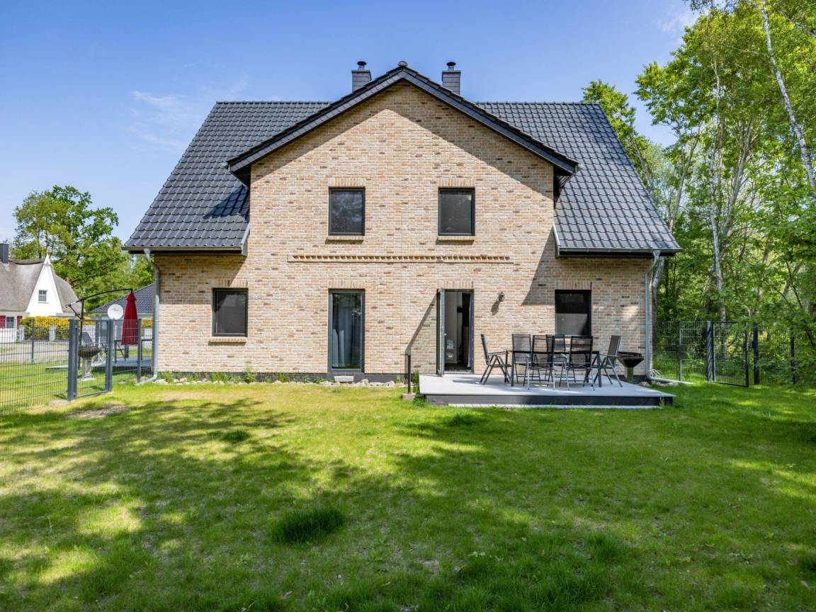 280 M² Ferienhaus ∙ 8 Schlafzimmer ∙ 16 Gäste - Darß