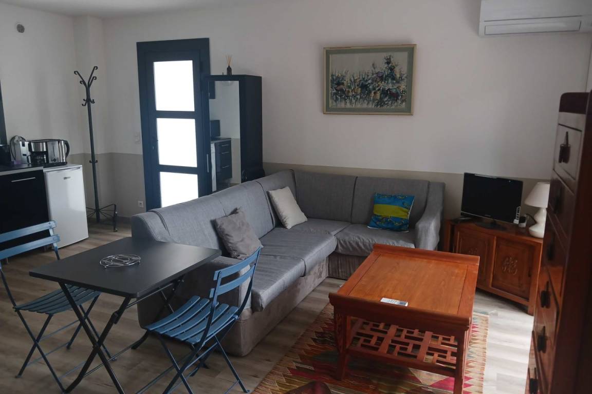 63 M² Huis ∙ 2 Slaapkamers ∙ 4 Gasten - Lattes
