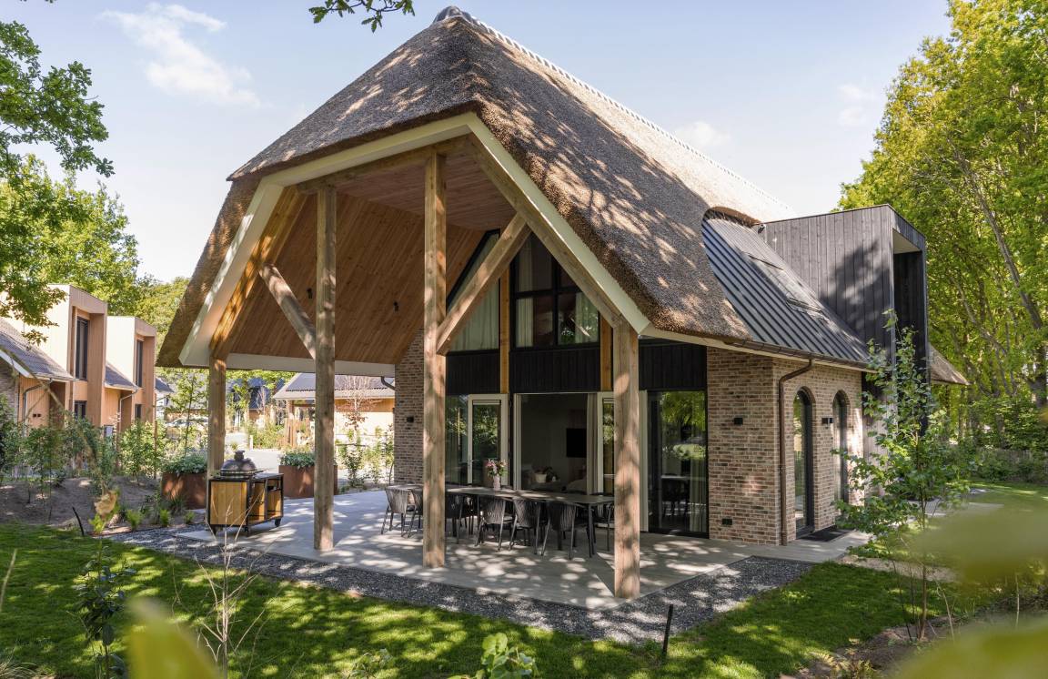 300 M² Maison De Vacances ∙ 5 Chambres ∙ 12 Personnes - Bennekom