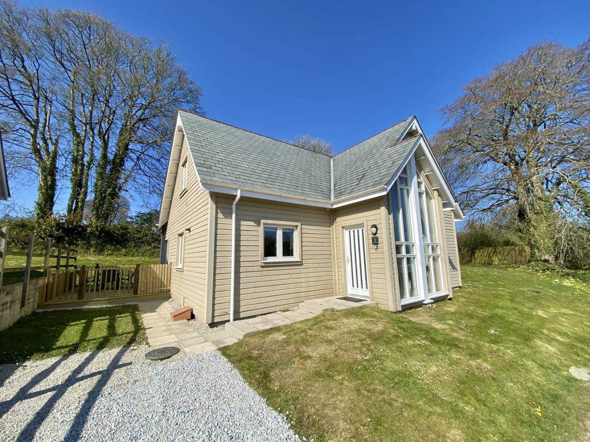Cottage ∙ 4 Bedrooms ∙ 7 Guests - St Austell
