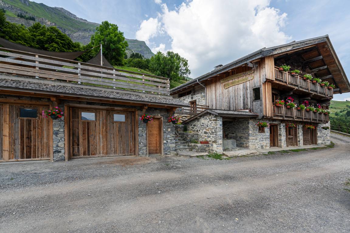 275 M² Appartement ∙ 4 Chambres ∙ 13 Personnes - La Clusaz