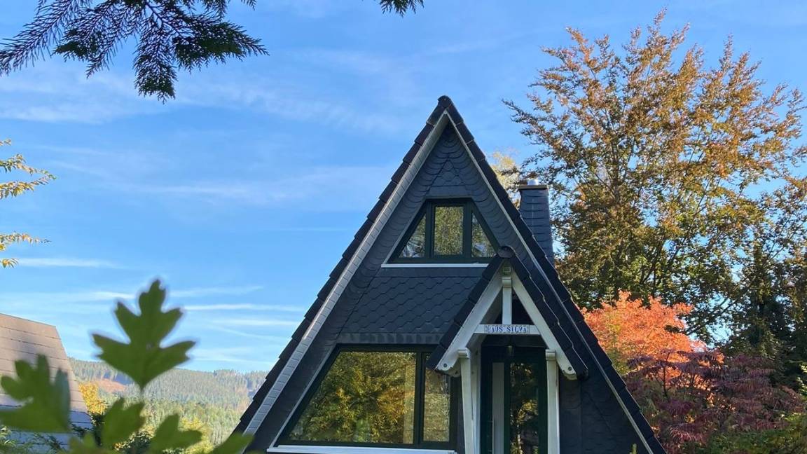 75 M² Ferienhaus ∙ 2 Schlafzimmer ∙ 5 Gäste - Lennestadt