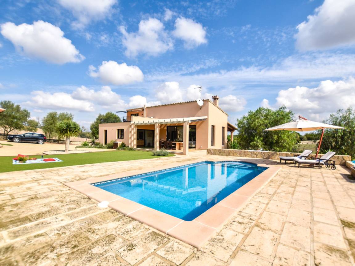 150 M² House ∙ 1 Bedroom ∙ 6 Guests - Sineu