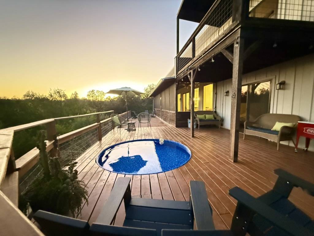 186 M² House ∙ 4 Bedrooms ∙ 8 Guests - Dripping Springs, TX