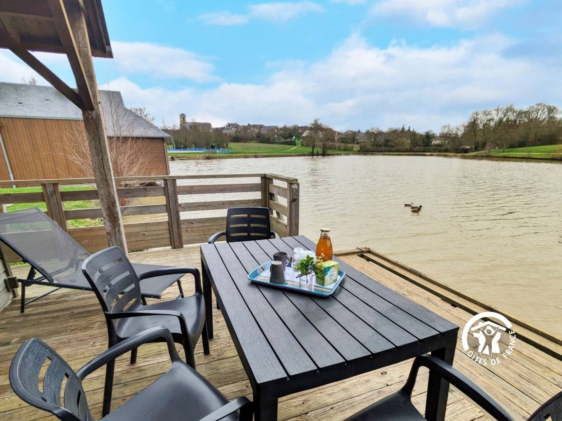 49 M² Cottage ∙ 2 Bedrooms ∙ 4 Guests - Mayenne